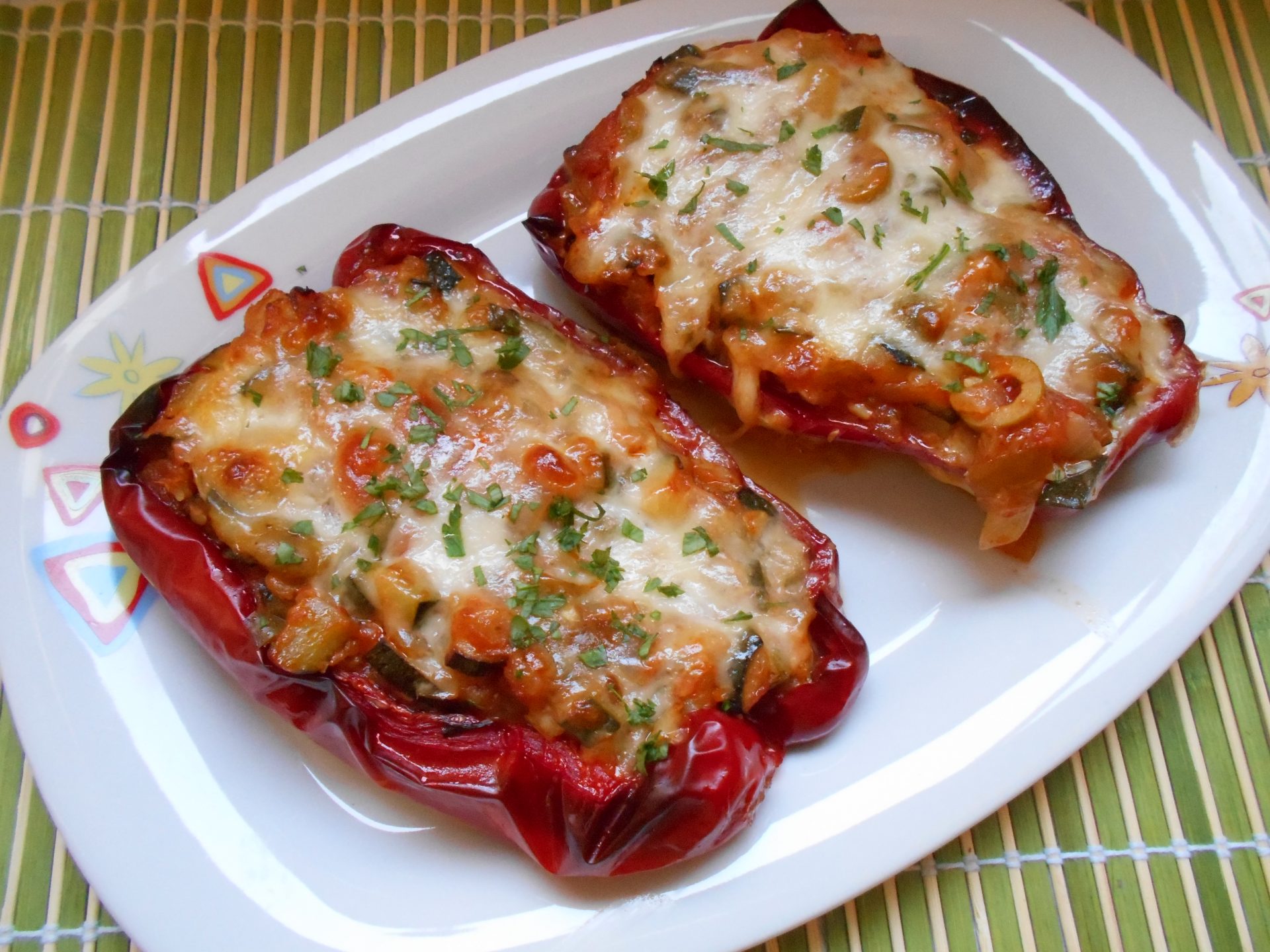 726° receta: PIMIENTOS RELLENOS DE CALABACÍN Y MOZZARELLA — MAYTE EN LA ...